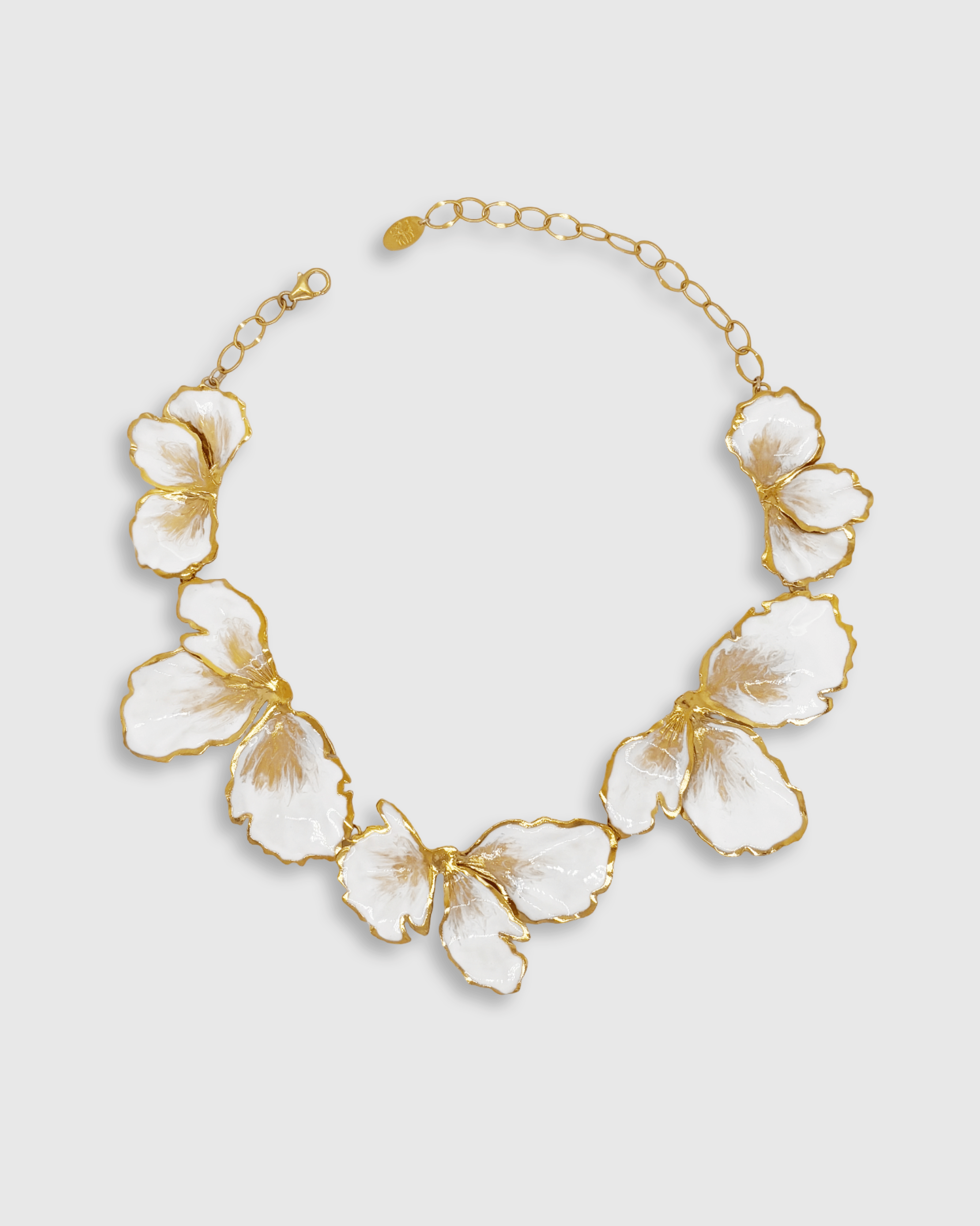 Colliers Elise Tsikis : bijoux artisanaux, élégance et savoir-faire
